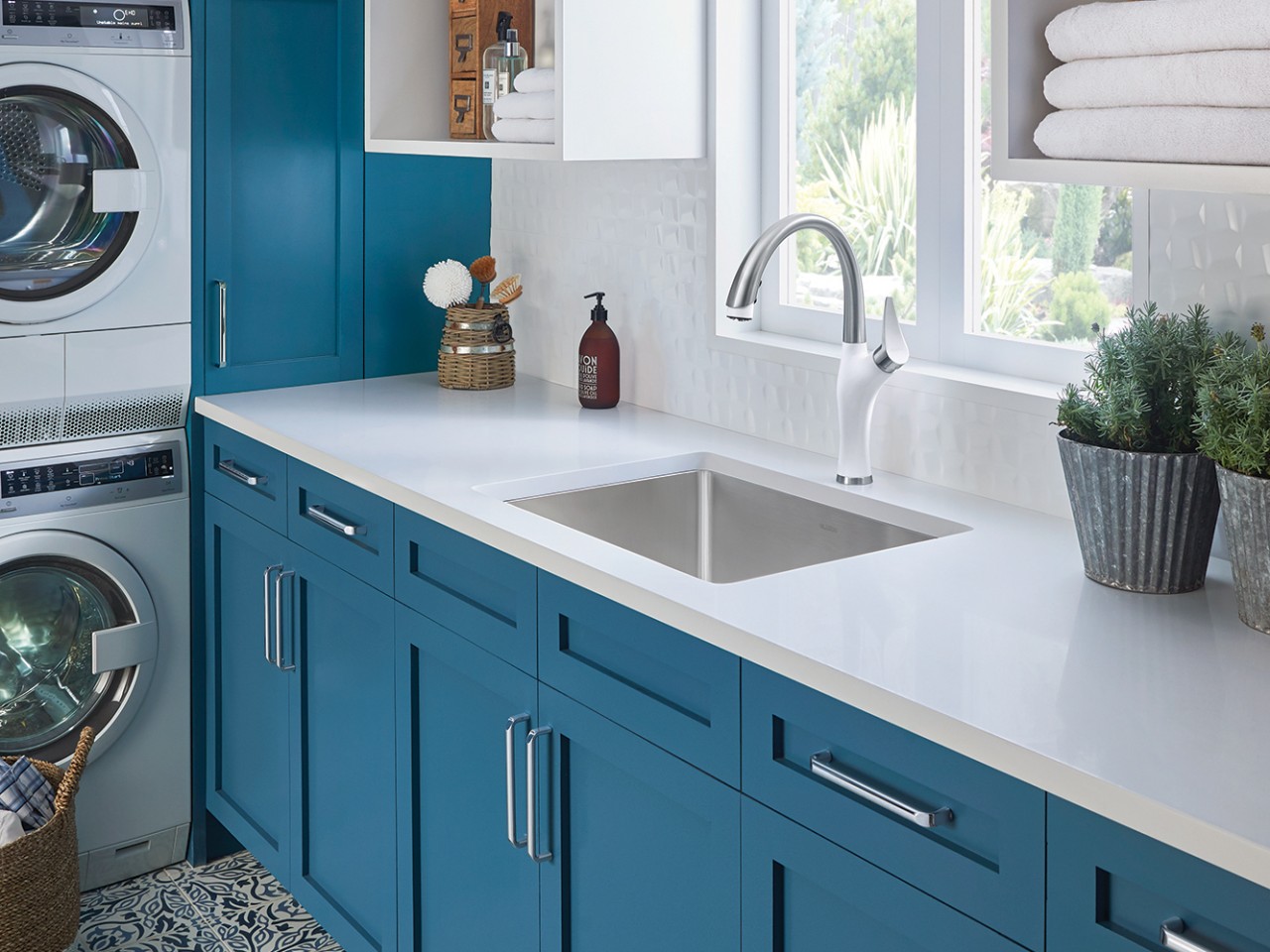 Laundry Room Sinks & Modern Utility Sinks | BLANCO