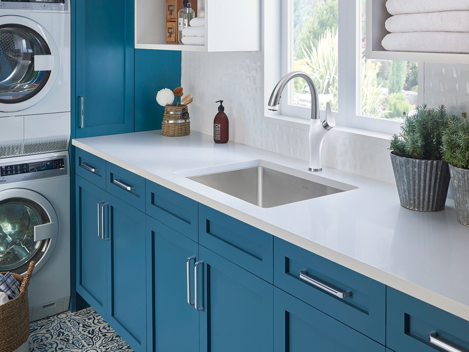Laundry Room Sinks & Modern Utility Sinks | BLANCO