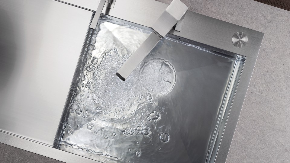 Stainless steel sinks – a showpiece for your kitchen | BLANCO