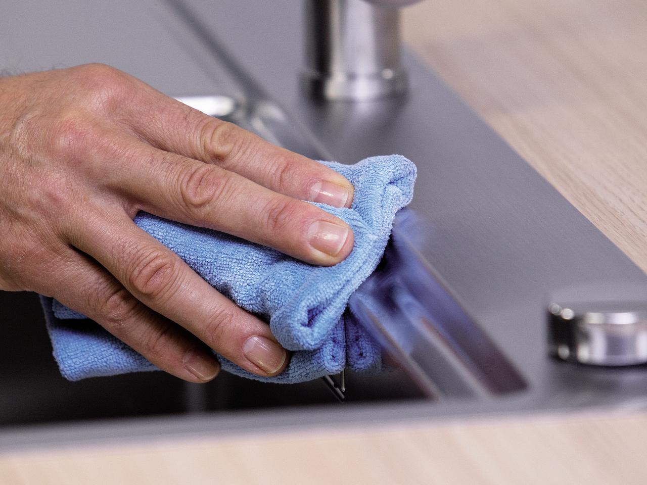 Cleaning your kitchen mixer tap: Care tips that really work | BLANCO